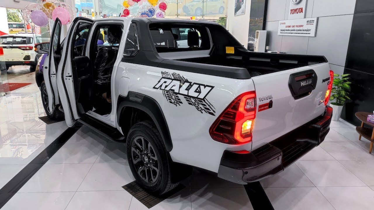 2024 toyota Hilux Revo rally - YouTube