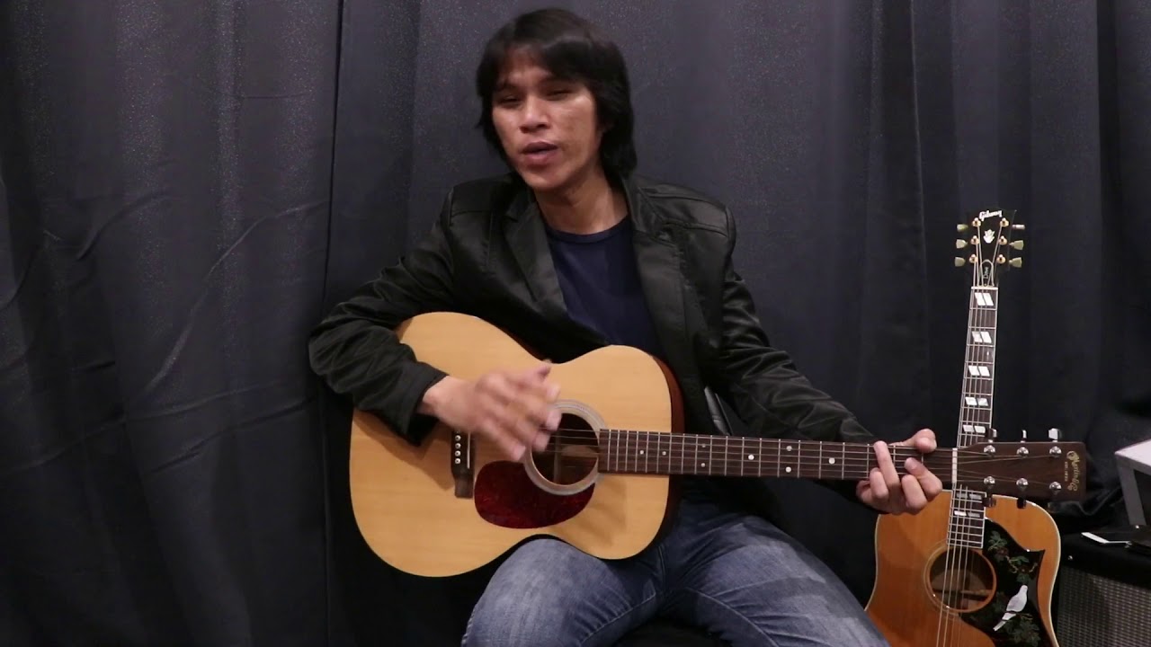 1999 Martin ooo-1 USA - YouTube