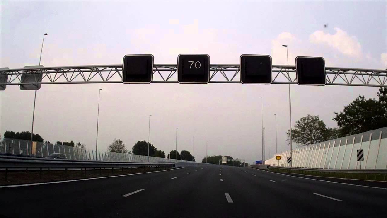 wegafsluiting A10 - YouTube