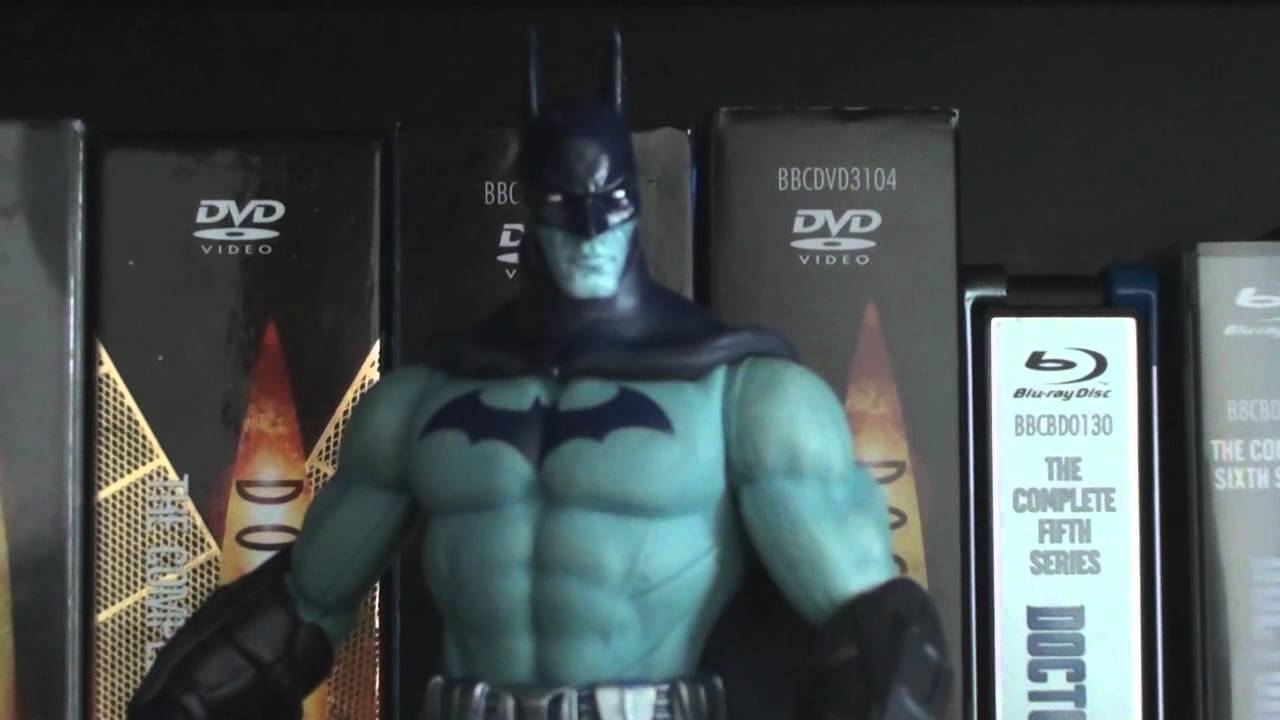 REVIEW | Batman (Detective Mode) | Batman: Arkham City, Wave 2 - YouTube