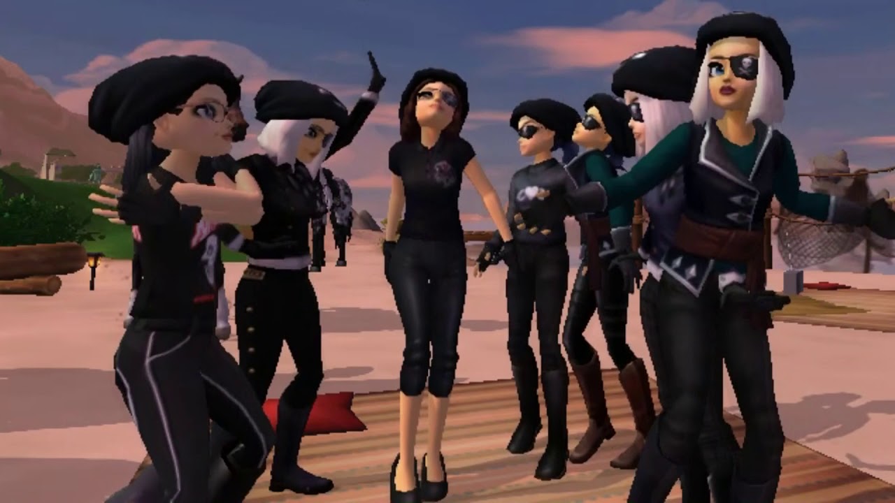 Star Stable - The Pirates Club ~ Our first dressage - YouTube