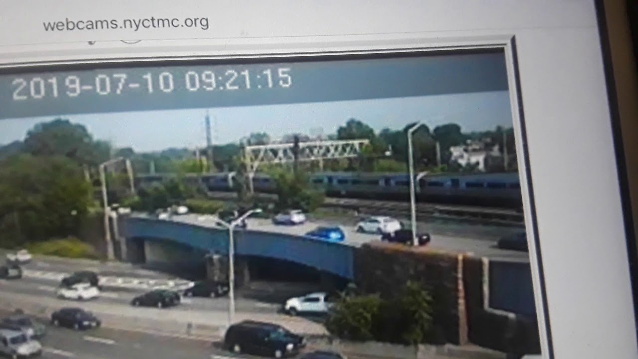 LIRR: Atlantic terminal M3 train #1107 above Belt parkway! - YouTube