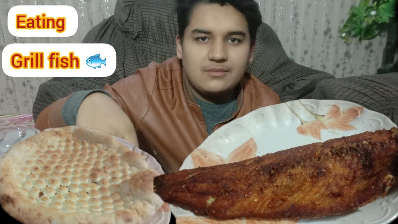 eating grilled fish 🐟 with naan | Mukbang | Pakistani | eating food ...