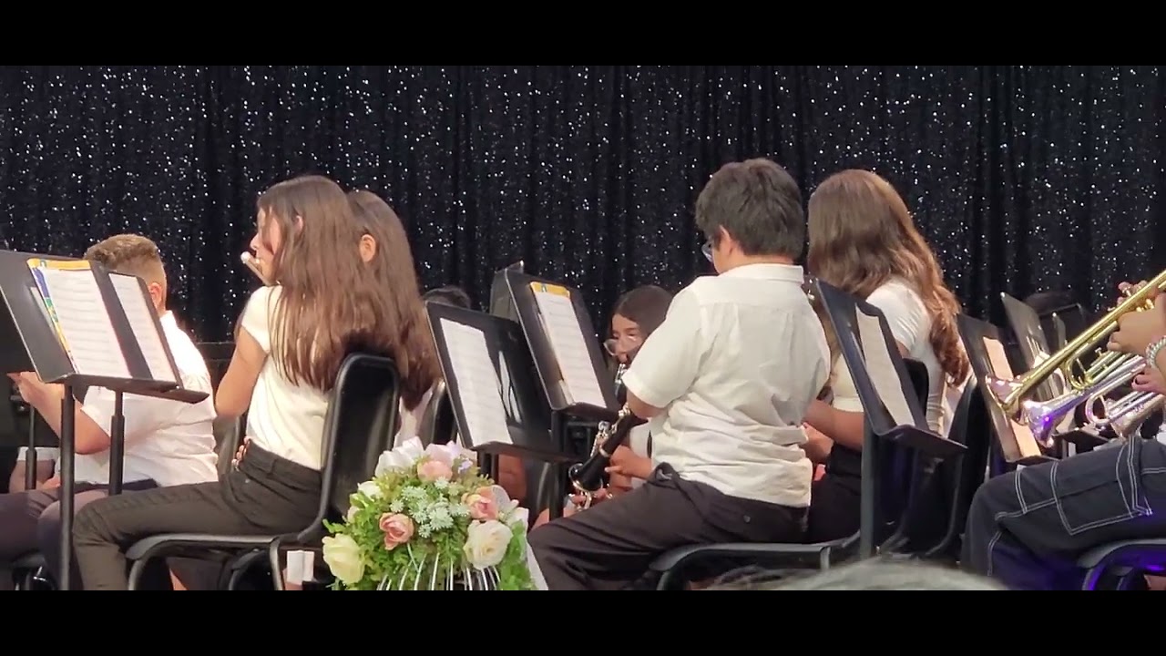 William Moreno Jr. High Calexico 5th grade "Hot Cross Buns" (slow) May ...