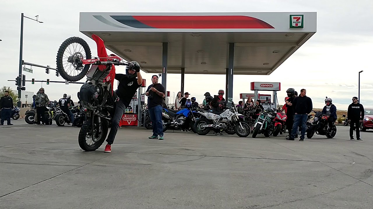 Motarded always puttin on a show @ HalloFreakinRide Denver 2020 - YouTube