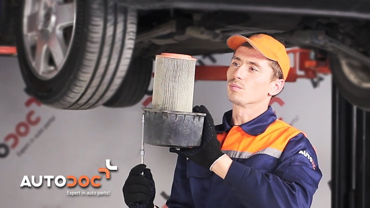 How to change air filter VW LUPO TUTORIAL | AUTODOC - YouTube