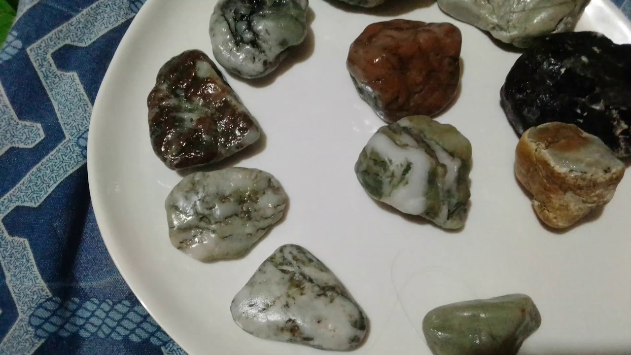 rockhounding new gems stone found (philippines)jade - YouTube