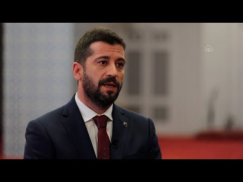 Yeni Cami tarihinin en kapsamlı restorasyonundan geçiyor