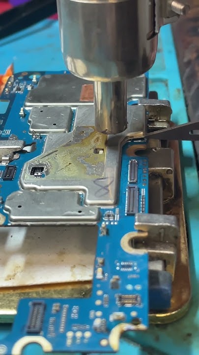 Shield Removing Tips / How To Remove MotherBoard Shield #smartphone #repring #phonerepair - YouTube