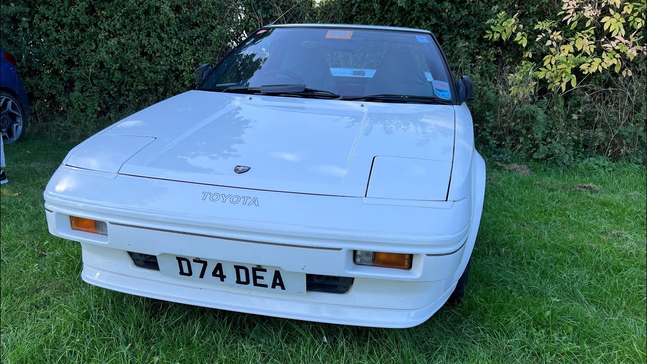 Toyota MR2 Mark 1 only had one thing fail since 1989! - YouTube