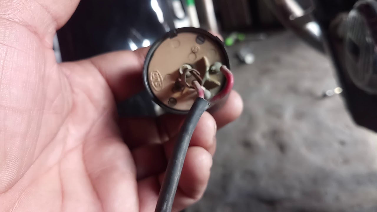 Bullet ignition switch problem - YouTube