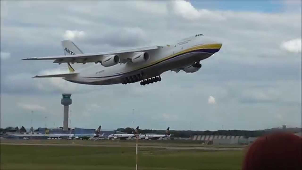 Antonov An-124 - Take off East Midlands Airport 15/08/2015 - YouTube