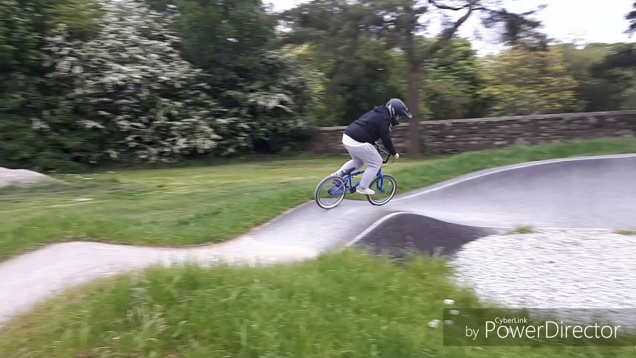 Ingleton pump track - YouTube