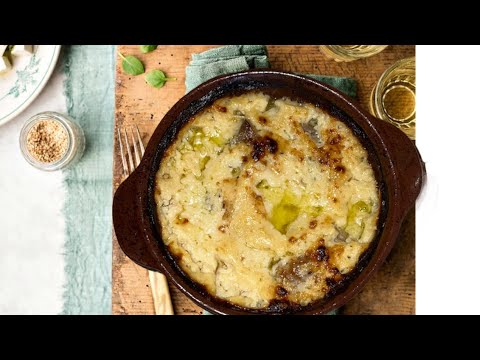 Tave kosi Elbasani me mish qingji - YouTube