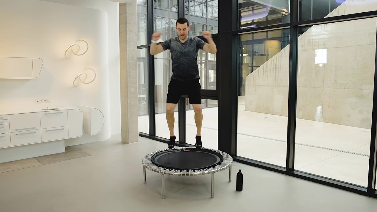 Introduction aux exercices cardio sur le mini-trampoline bellicon - YouTube