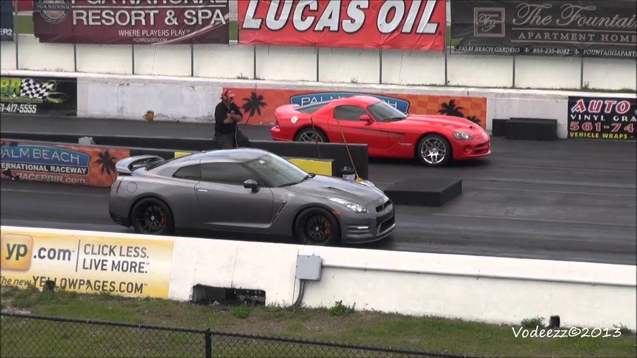 Nissan GTR (R35) Drag Races! | 1080p - YouTube