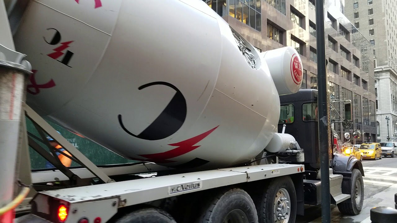 One Vanderbilt Upper Floor Concrete Pour - YouTube