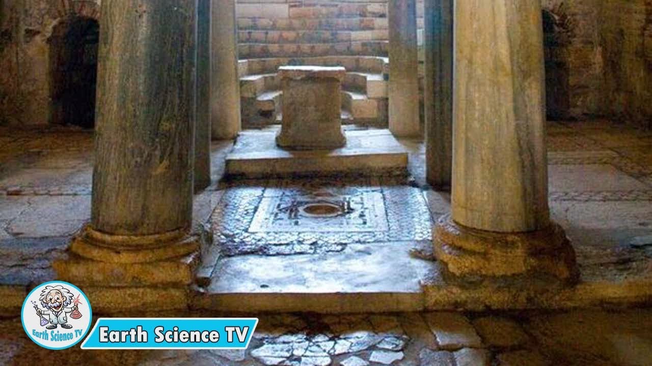 'Santa Claus' tomb unveiled as burial place of Saint Nicholas found in ...