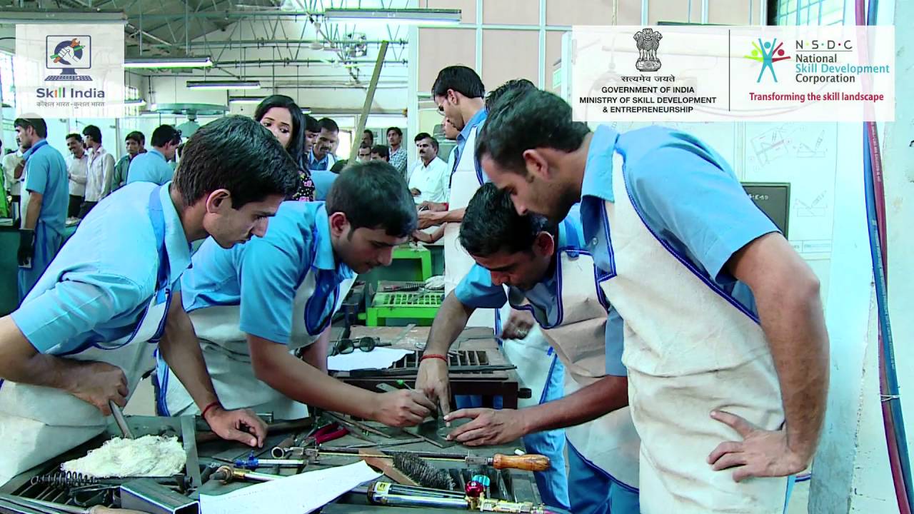 Welder - A Complex & Challenging Profession | Hunnar Se Rozgaar - YouTube
