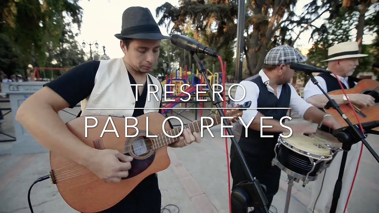 Tresero Pablo Reyes No.1 | Tres Cubano | Cuban Tres - YouTube