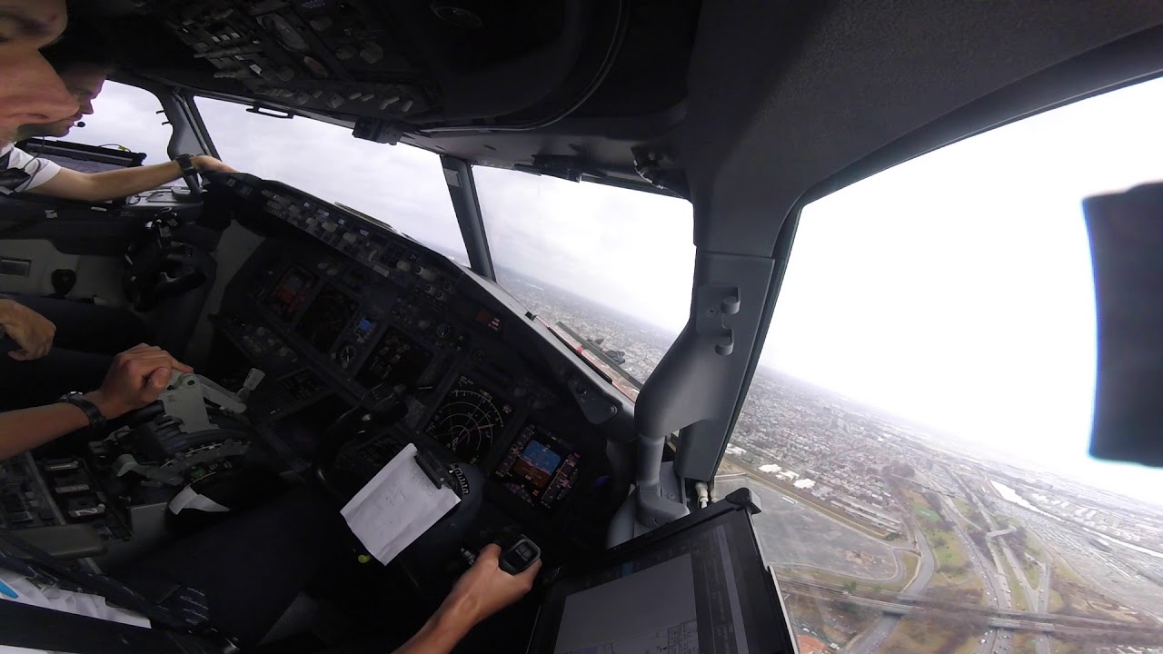 JFK Canarsie approach RWY 13L - YouTube