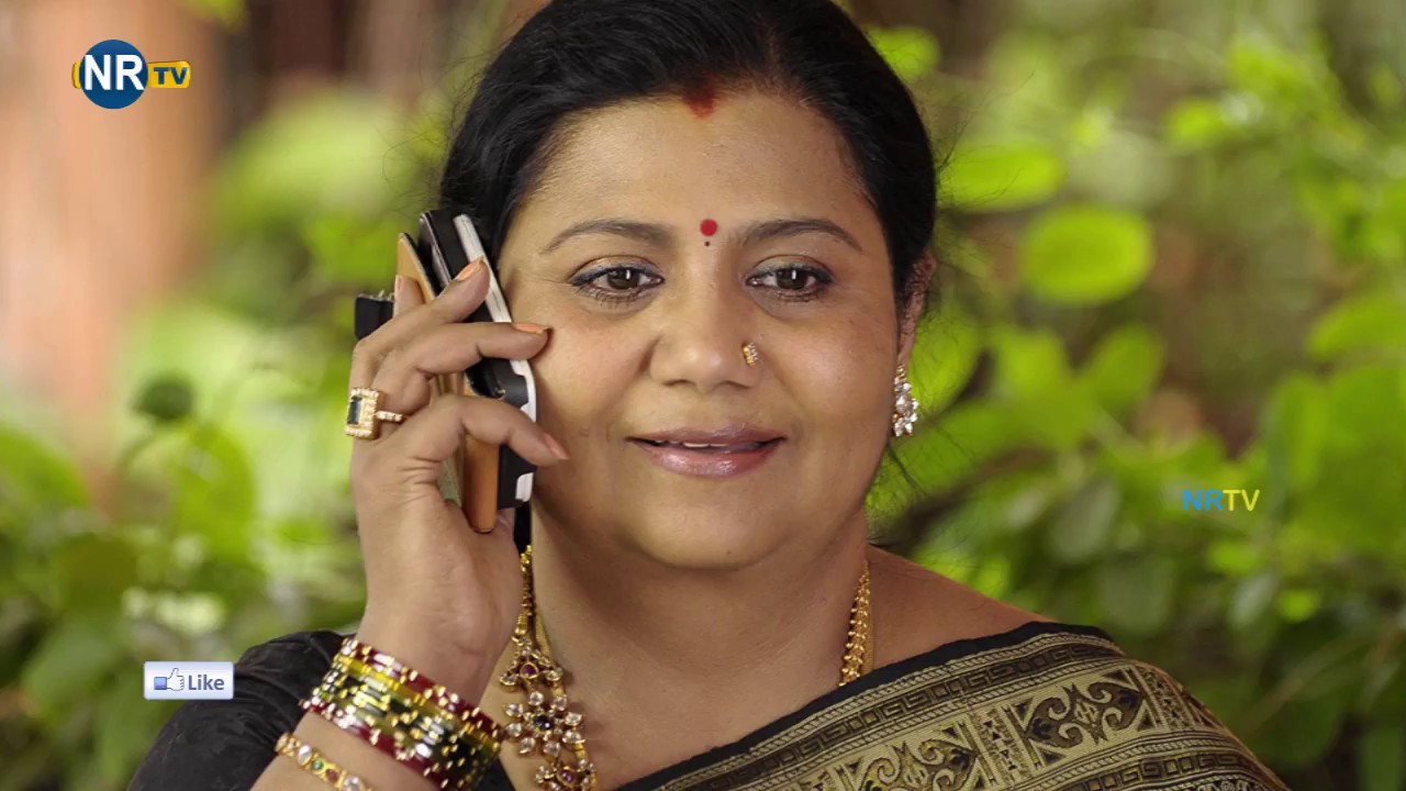 Producer Padmini make offer to Sri reddy - NRTV - YouTube