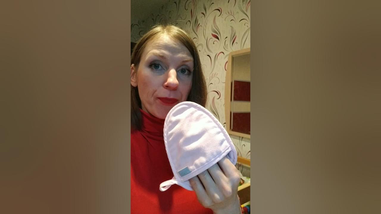 Двусторонняя варежка-спонж Laska от Greenway - YouTube