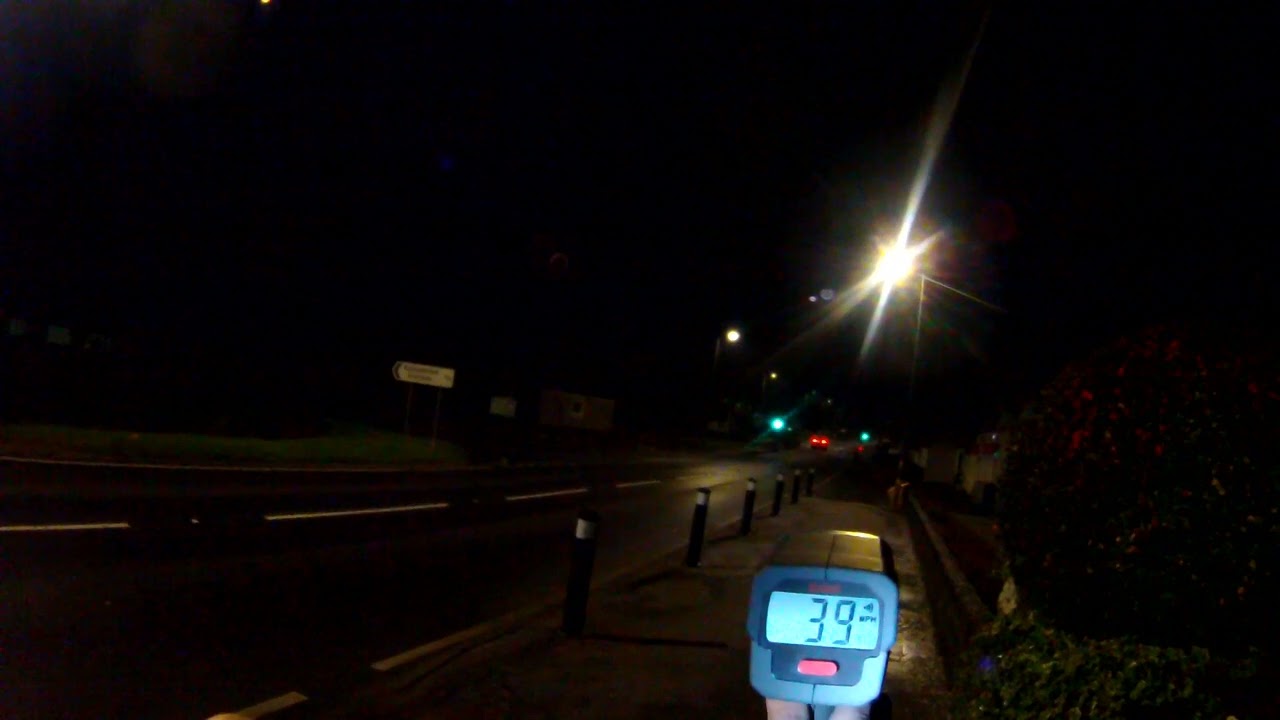 CAR 39 MPH CENTRE 28 NOV 2022 FILE0037 - YouTube