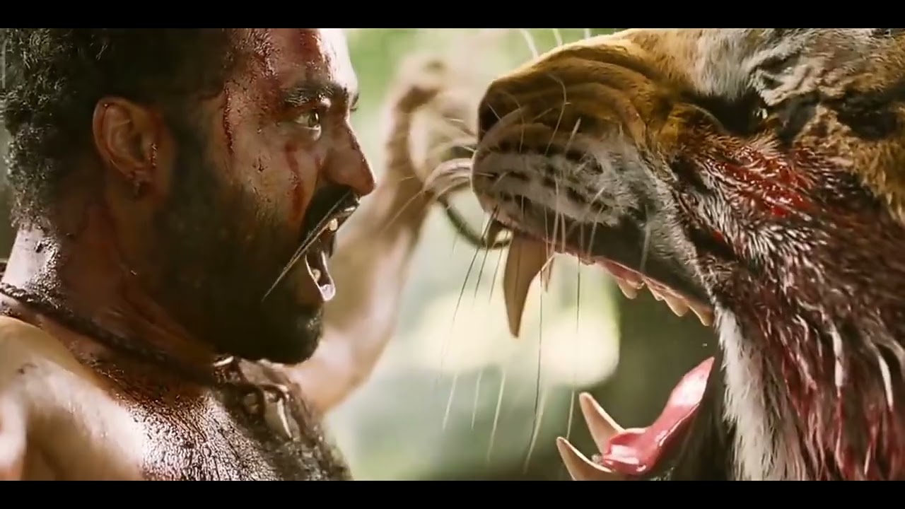 Best Scenes Of Tollywood Movie RRR ।।! - YouTube