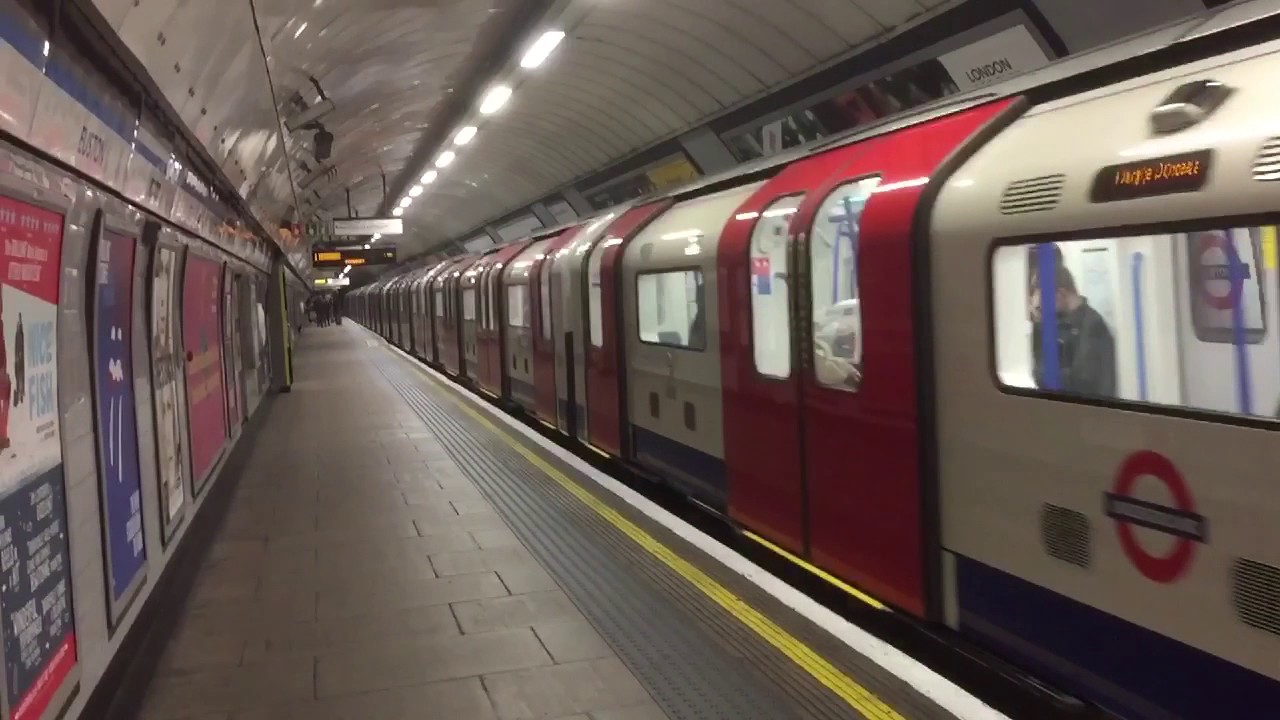 23-12-16 - London Medley ending with Underground Cab Ride - Part One 😍😳 ...