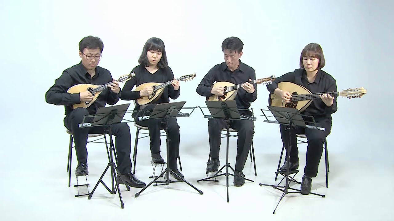 Isaac Albeniz 작곡 “Tango in D, Op.165 No.2” - YouTube