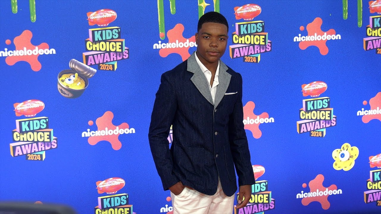 Elijah M. Cooper 2024 Kids' Choice Awards Orange Carpet - YouTube