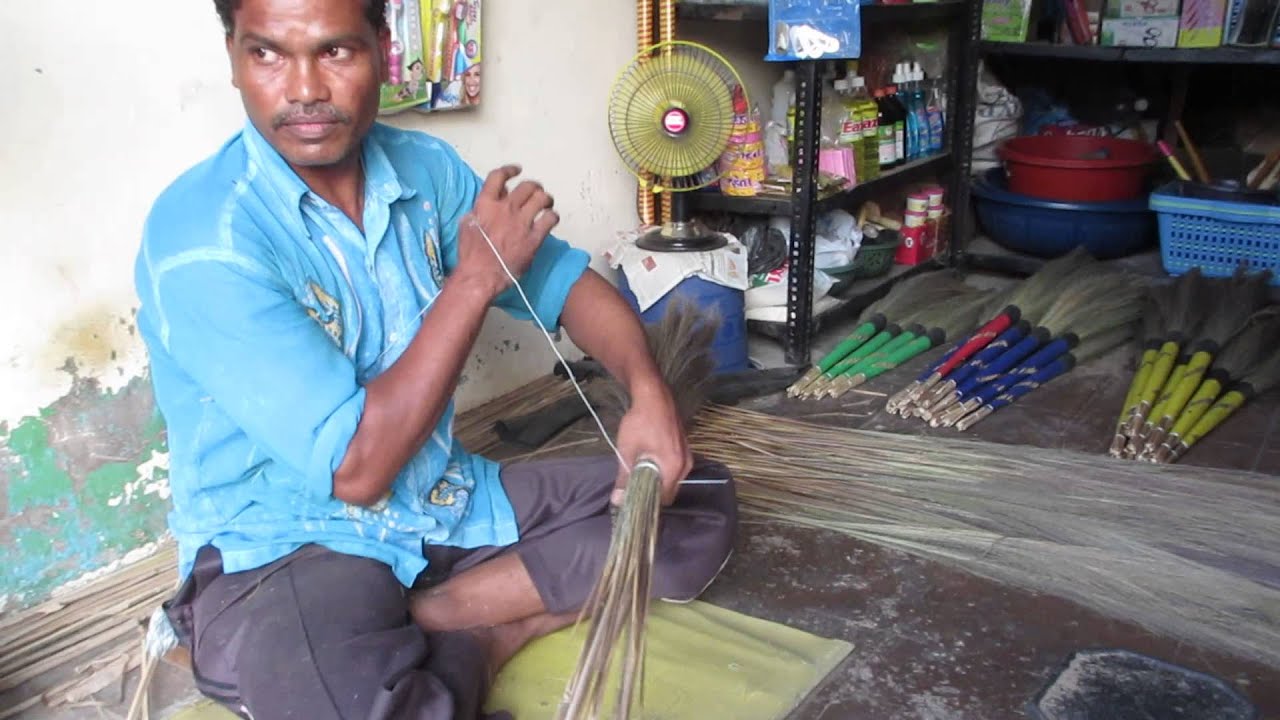 Making Sweeping BROOM, JAADU {INDIAN / AFRICAN Country} - Survival ...