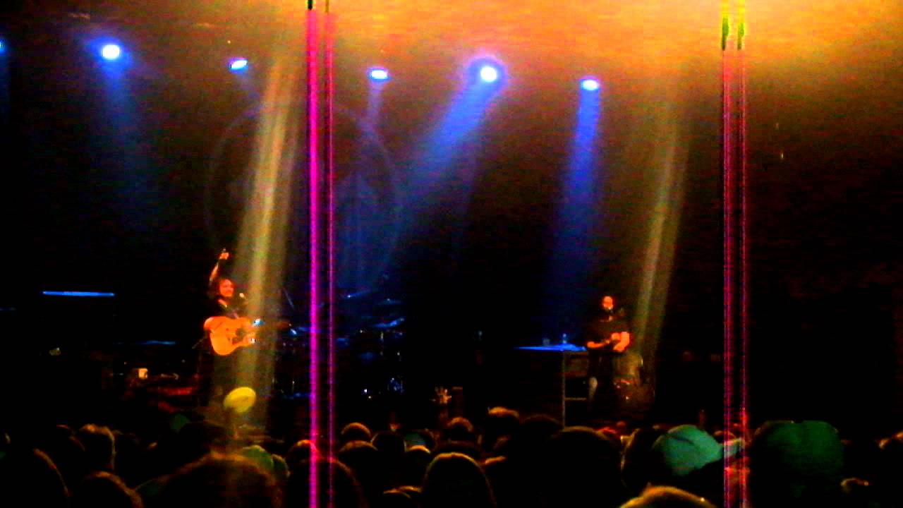 John Butler Trio Intro to Zebra-Molson Canal Series 2011 - YouTube