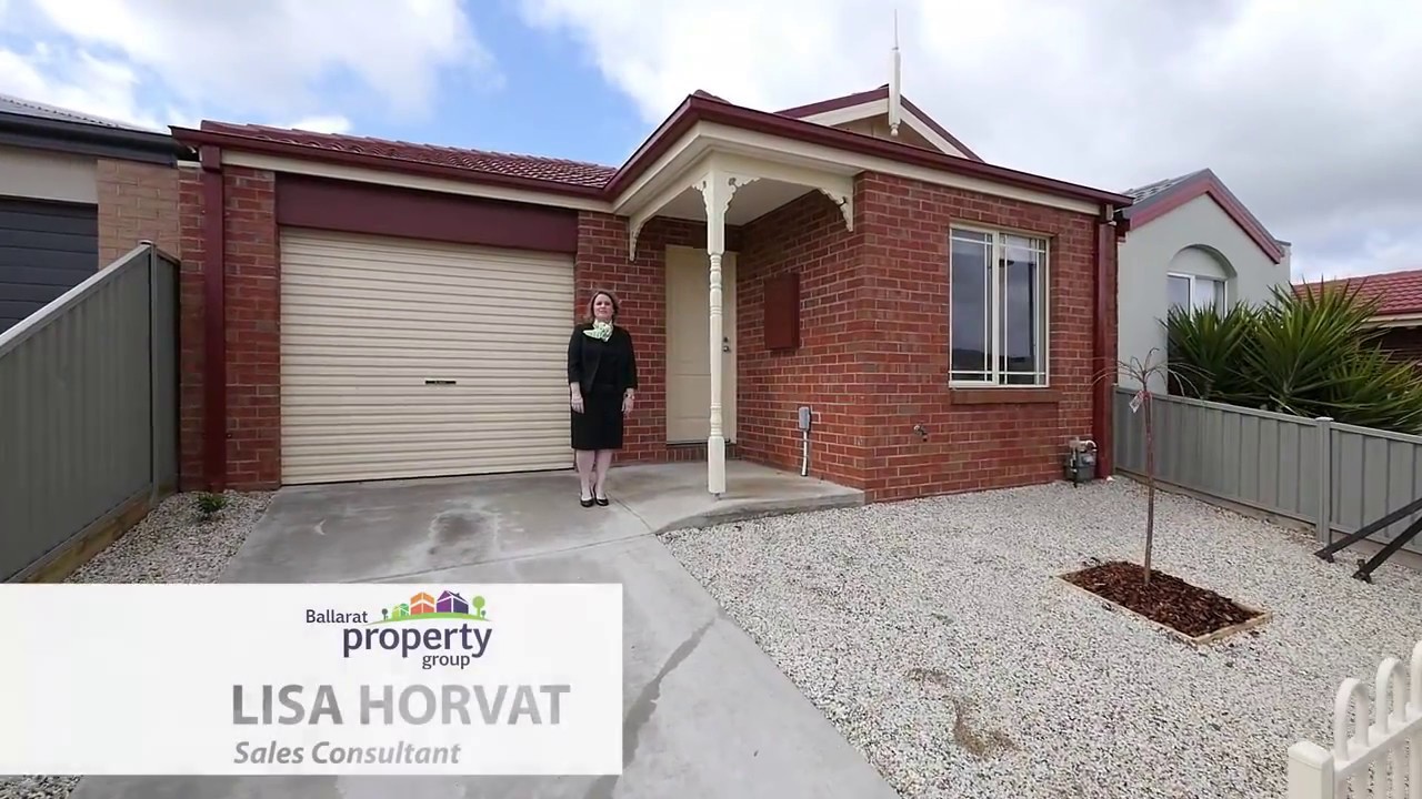 Lisa Horvat from Ballarat Property Group proudly presents 37 Oscar ...
