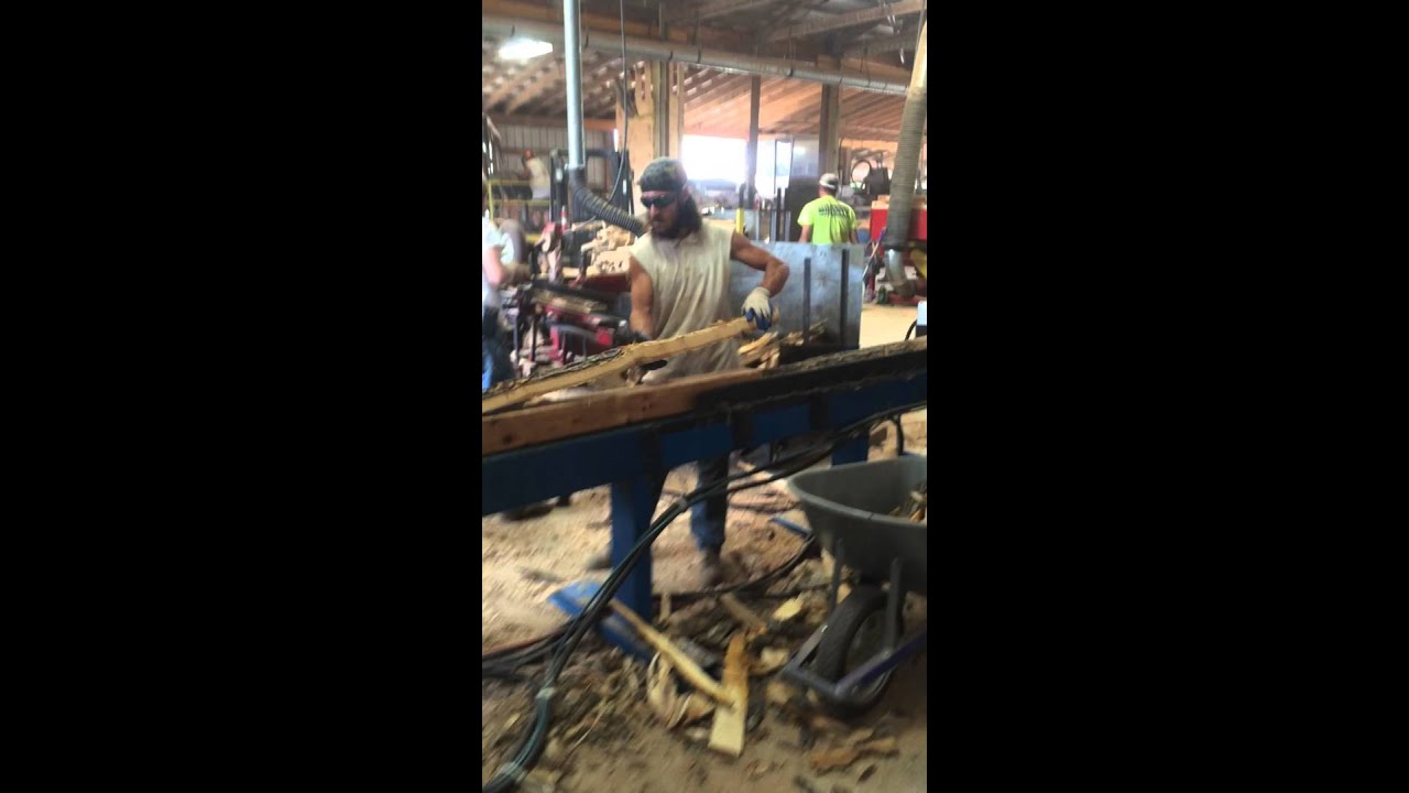 Scragg Mill & Hurdle Saw Mill - YouTube