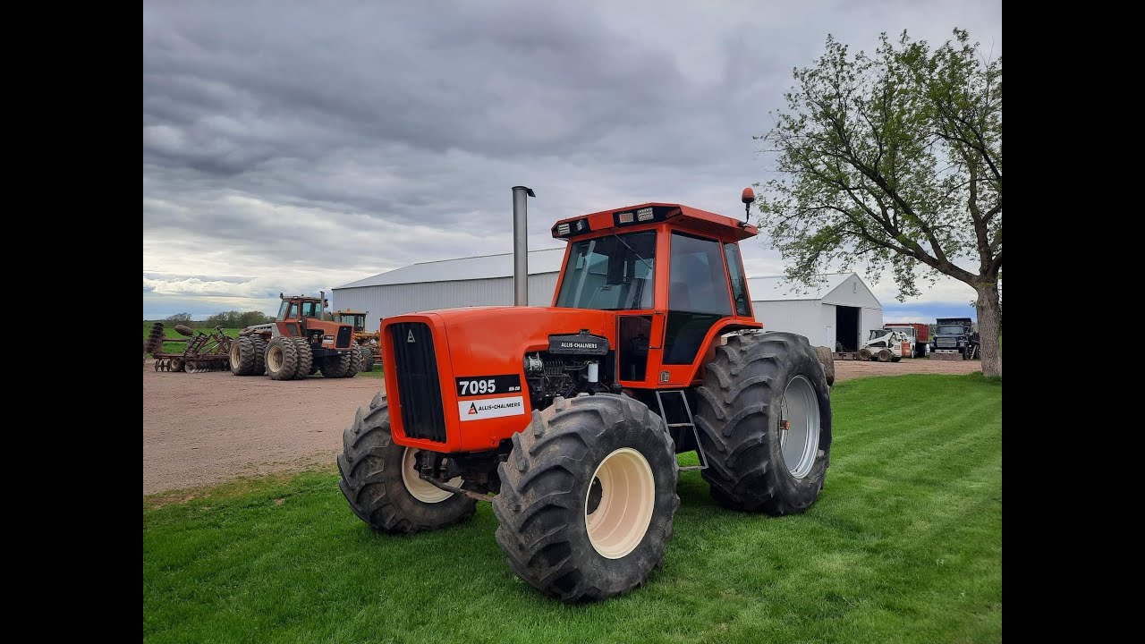 "The Beast" Allis Chalmers 7095 Walk around - YouTube