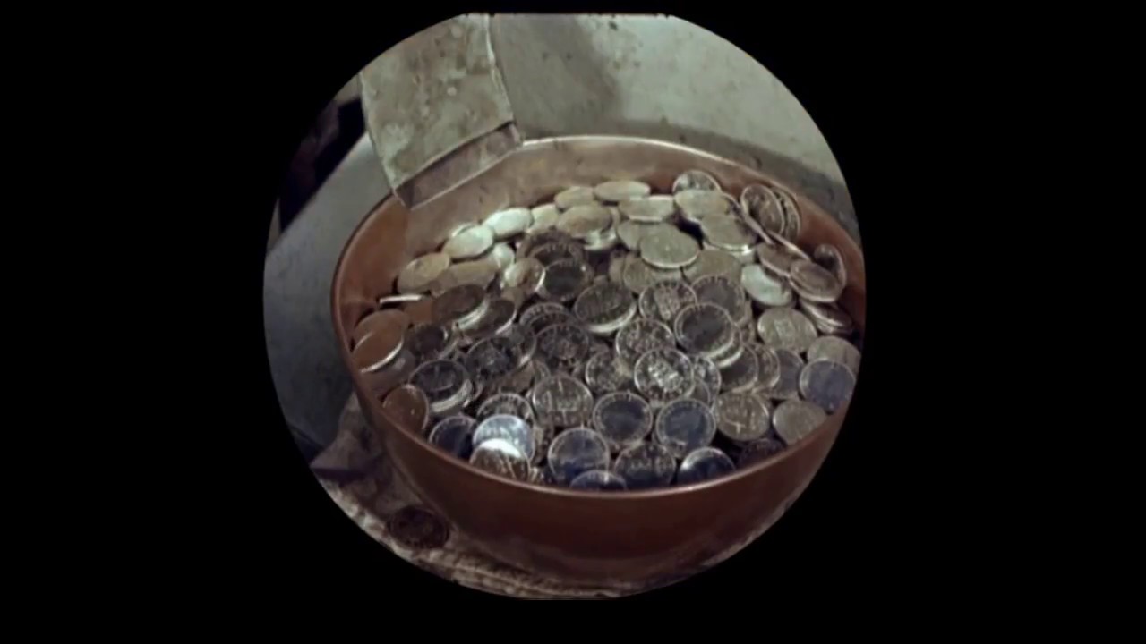 Money - Music Video - Pink Floyd [HQ] + lyrics - YouTube