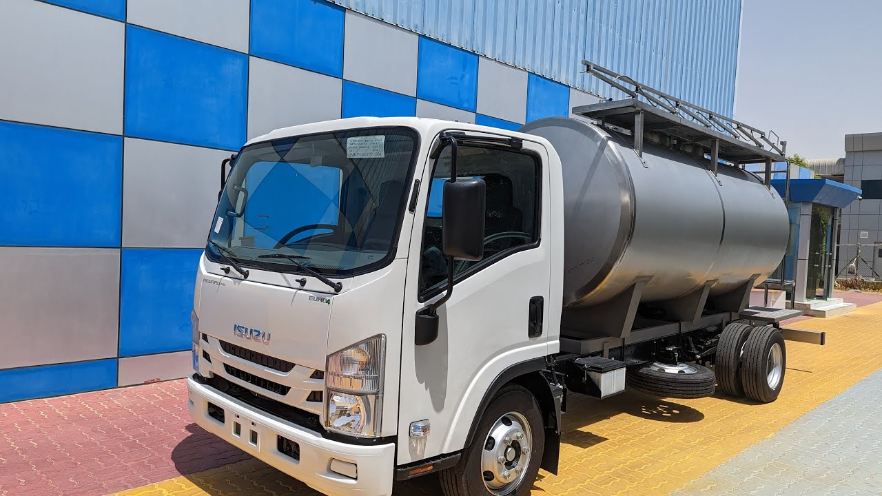 5000 Ltrs Capacity Double Compartment Road Tanker (2500 ltrs Each) With ...