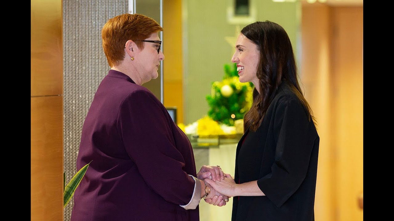 Marise Payne tears up discussing victims of White Island tragedy - YouTube