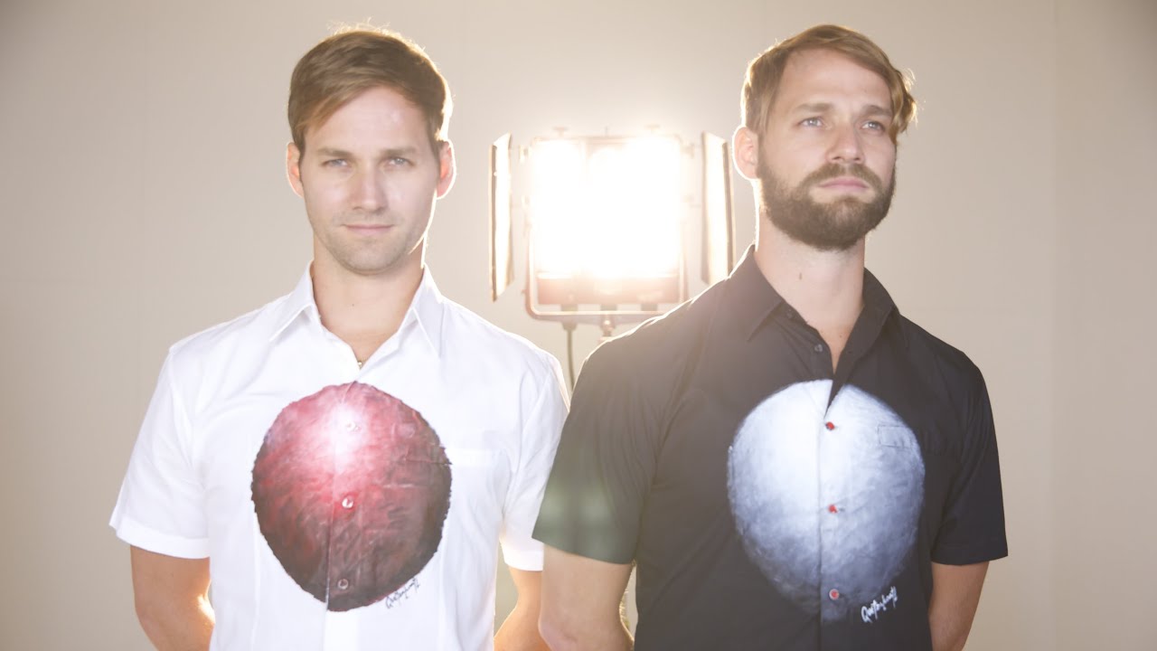 Almas Band "Entre Luz y Sombra"(Official Video) - YouTube