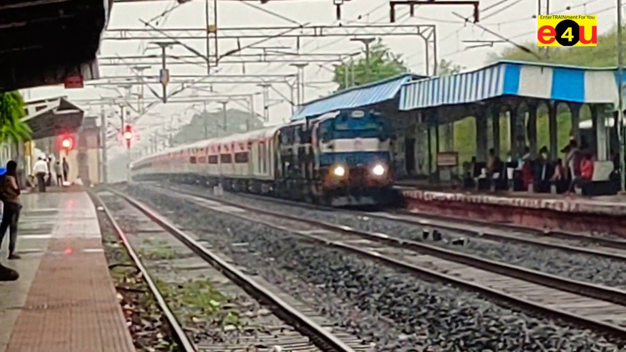 DIVERTED TRAIN OVERTAKING Regular Train on Bina-Katni Rail Route ...