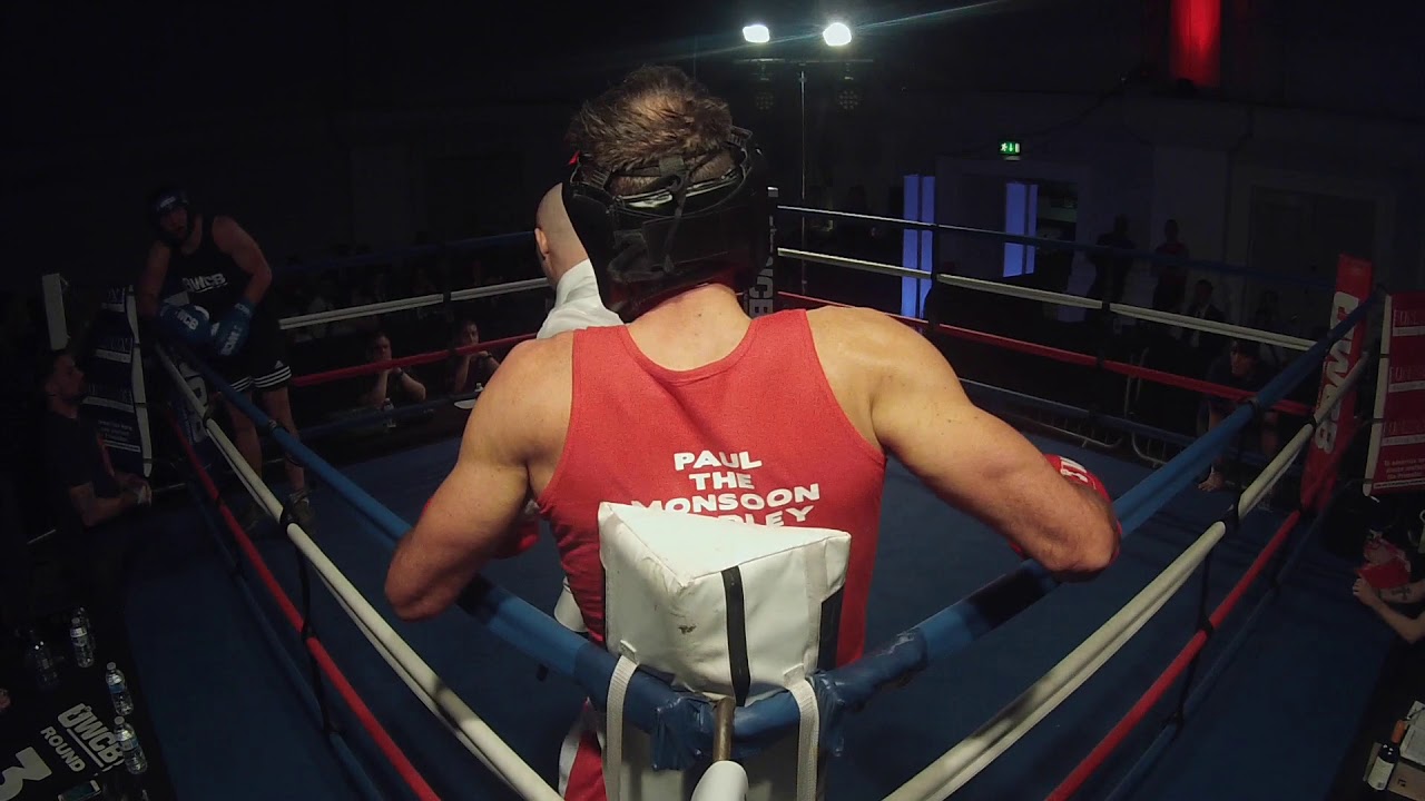 Ultra White Collar Boxing | Bedford | Paul Yardley VS Sam Vercoe - YouTube