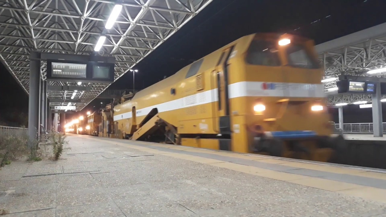 Neopul 0029 (ex-CP 1502) + Fergrupo 5524 @ Braço de Prata, 30/08/2018 ...