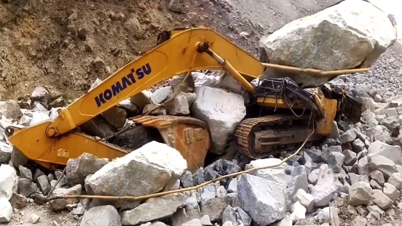 Dangerous Fastest Biggest Skills Logging Truck Operator & Excavator ...