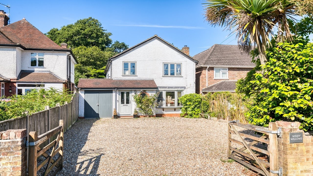 Chavey Down Road, Winkfiled Row - Property Tour - YouTube