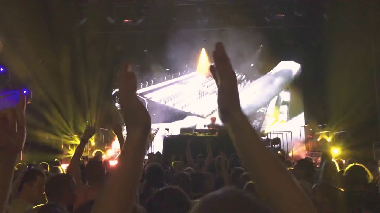 Paul Kalkbrenner Live @ Palladium, Riga - YouTube