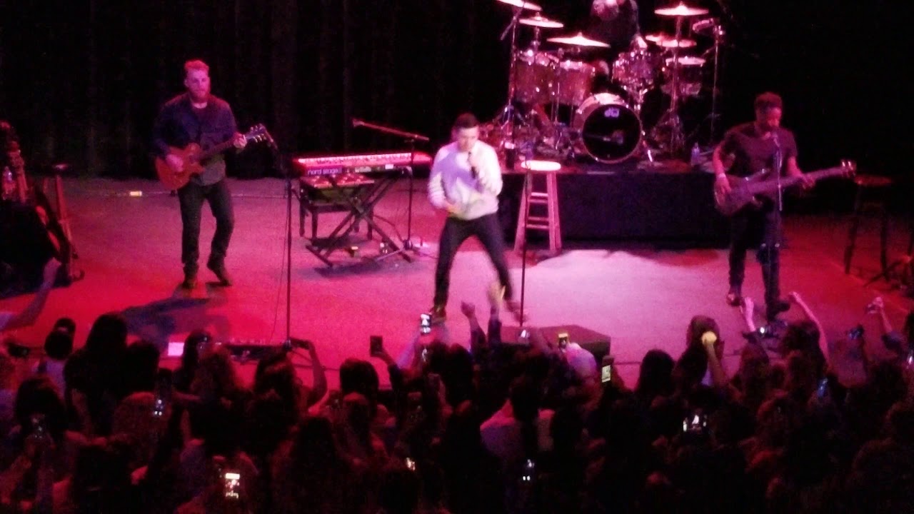 David Archuleta Crush with his Olympia WA fans 5/9/18 - YouTube