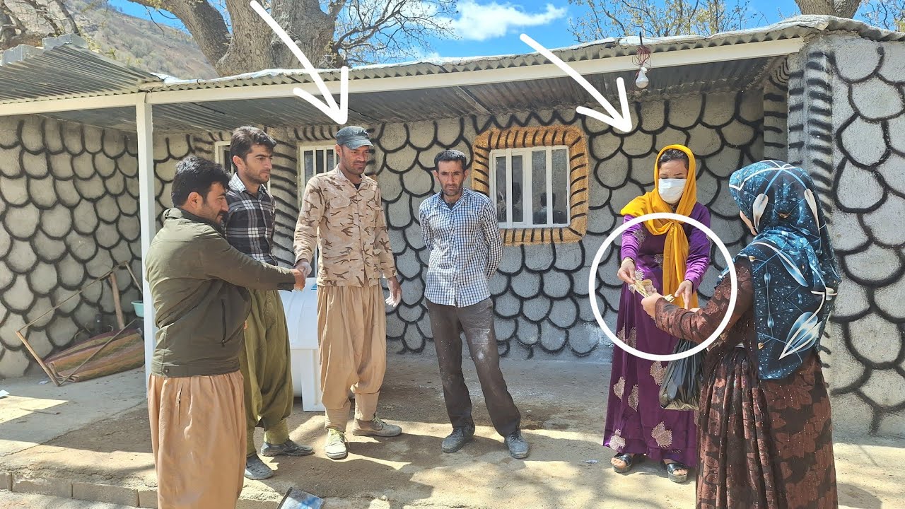 "The fate of the mountain hut: dreams, love and the help of Nargis ...