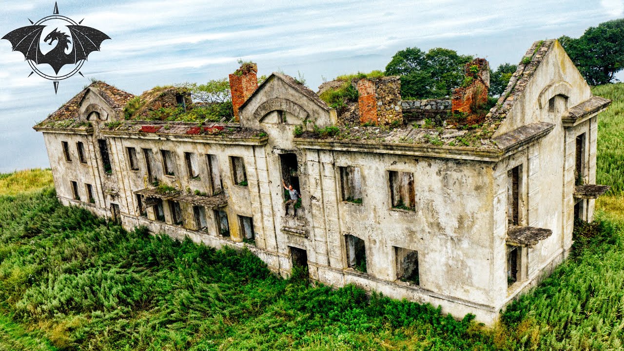 WE FOUND AN ABANDONED SOVIET MILITARY BARRACKS IN RUSSIA - YouTube